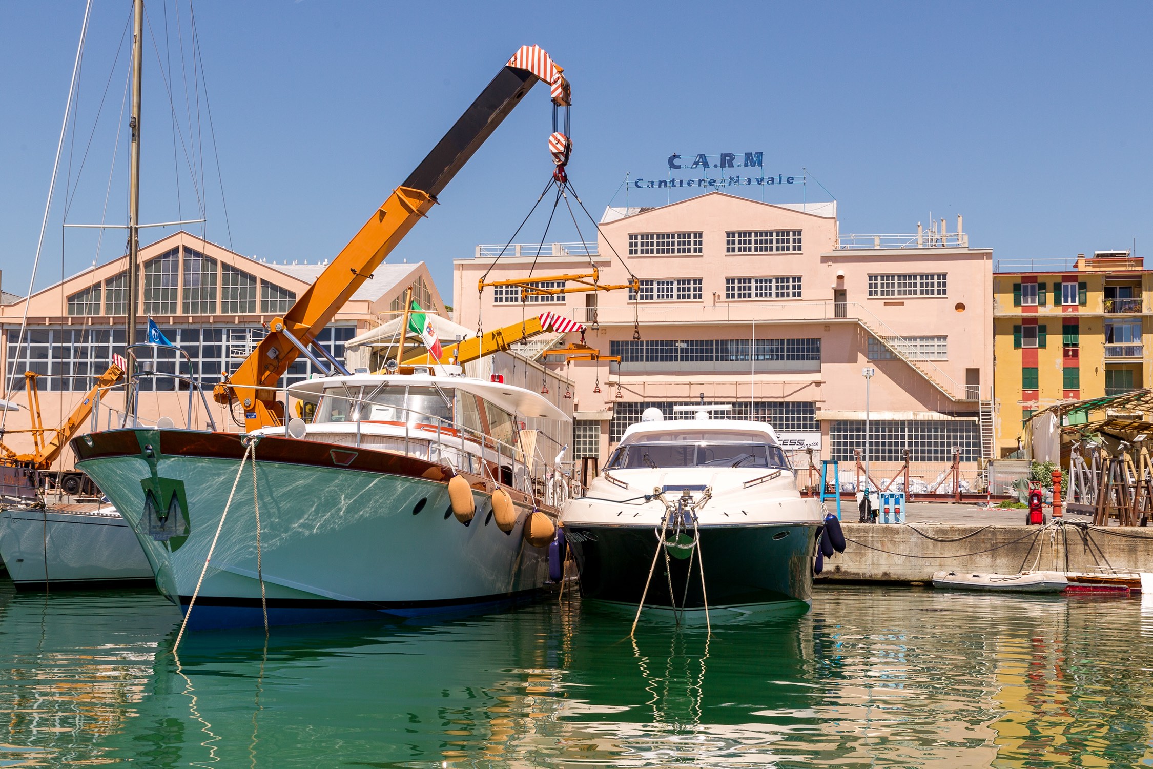 Cantieri Navali CARM - Refitting barche e yacht e rimessaggio